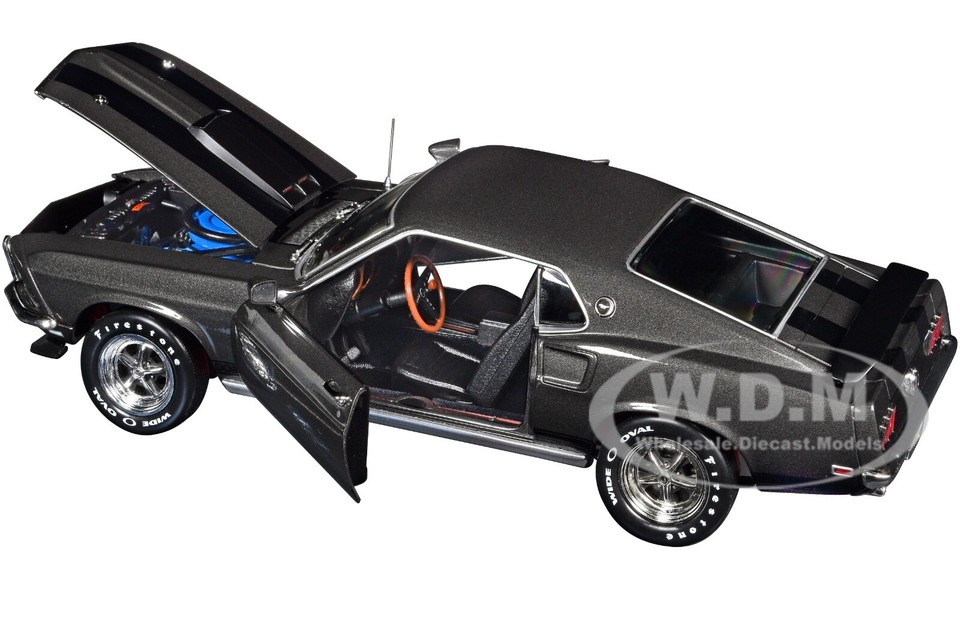 Box Dented 1969 FORD MUSTANG DARK GRAY "JOHN WICK" 1/18 BY AUTO WORLD ...