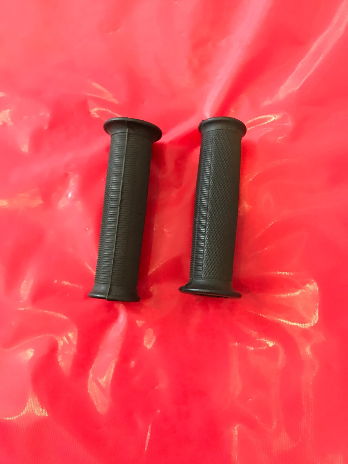 NOS Pre Unit Triumph Pair 1" Grips 16/070 BSA Norton Matchless AJS BSA ...