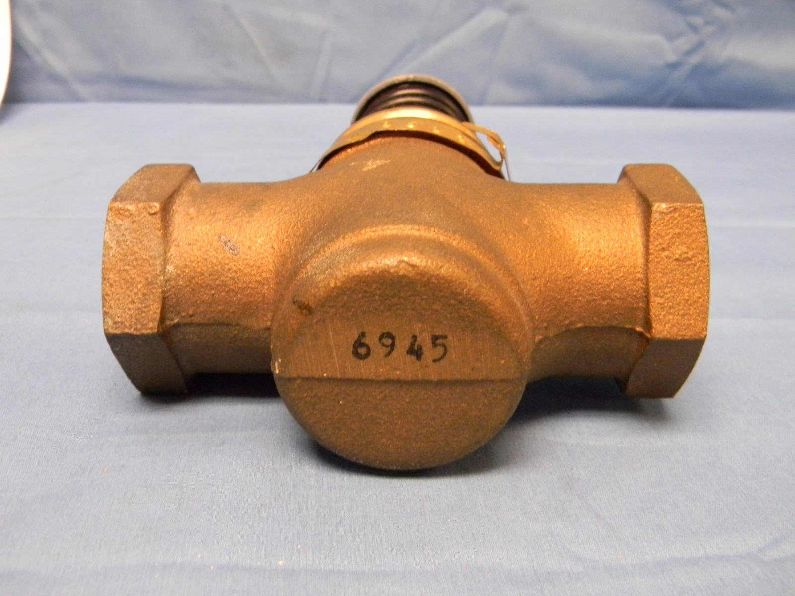 NEW Johnson Controls V-3754-10 Cage Trim Valve 1-Inch Threaded (N.O ...
