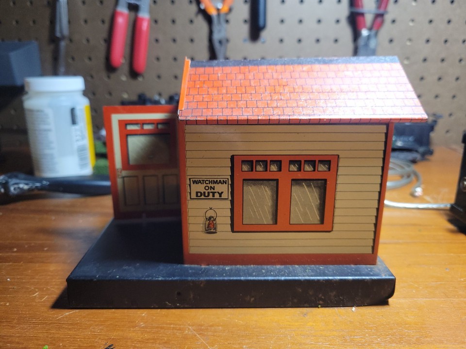 Marx Tin Litho #1420 Gate House O Gauge Operating Watchman- Parts Only ...