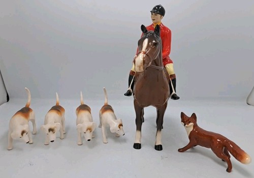 Beswick huntsman, fox and 4 hounds | eBay UK