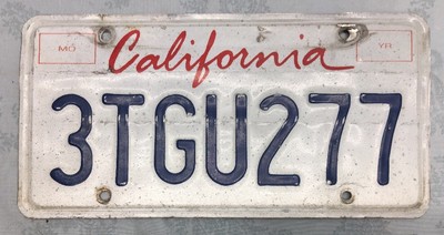 VTg CALIFORNIA LICENSE PLATE Red/white & BLUE LETTERS~3TGU277~Free ...