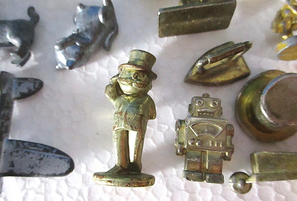 24 UNUSUAL MONOPOLY GAME PIECES - TOKENS, BAGS OF MONEY, MAYOR FIGURE ...