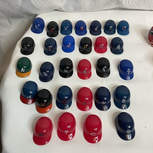 Lot of 29 Major League Baseball MLB Mini Plastic Helmets | eBay