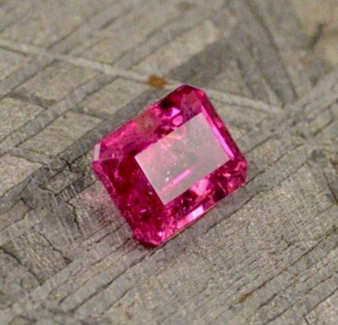 Prized Flashy Red Beryl Bixbite Crystal Natural Gemstone Raw Emerald ...