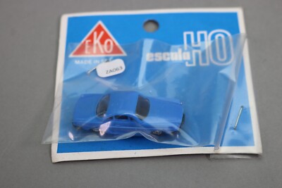 ZA063 EKO Train voiture Ho 1/86 2051 voiture bleue longueur 47 mm | eBay