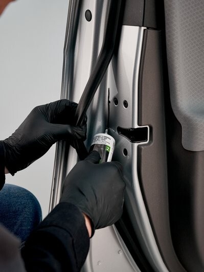 3M 03602 Black Super Weatherstrip Adhesive Fast Drying Firm Bond 1fl oz ...