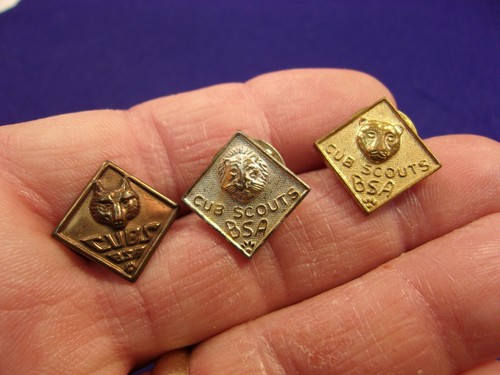 #4 of 4, LOT OF BOY SCOUT PINS - 2 BOBCAT, GOLD-SILVER-BRONZE-COPPER ...