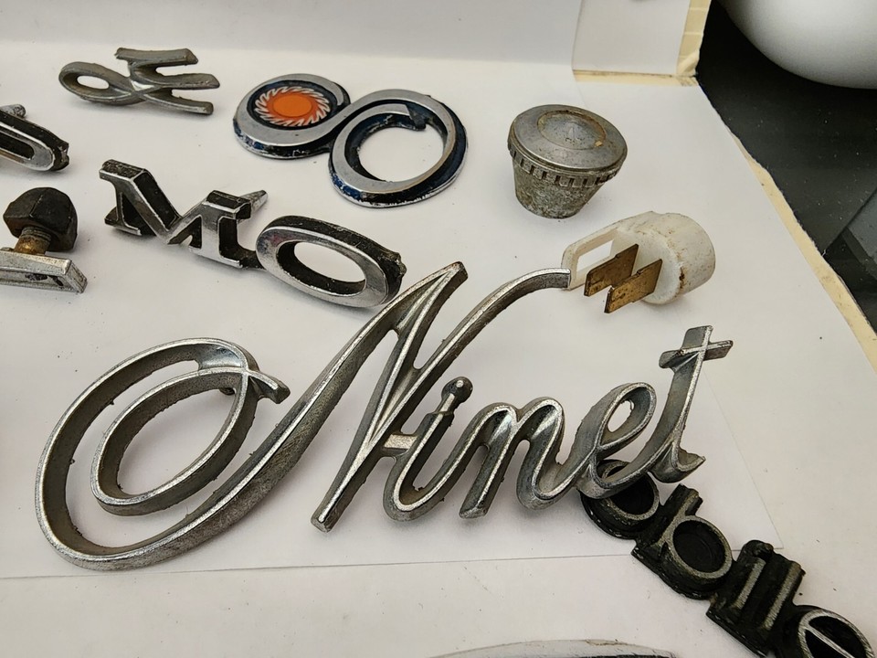 Lot 15 Authentic Vintage Car Emblems Ornaments Logo Nameplate FOR PARTS ...