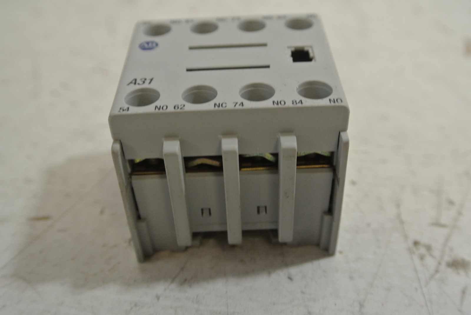 Allen-Bradley front mount auxiliary contacts Cat: 100-FA31 | eBay