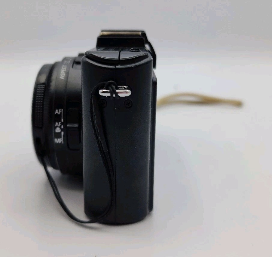 Panasonic Lumix DMC-LX5 Digital Camera, Charger And Batteries | eBay