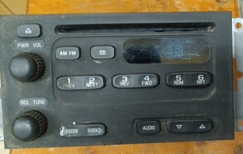 2003 TRACKER STEREO AM FM CD PLAYER RADIO | eBay