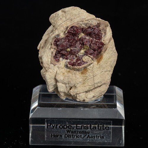 Garnet Pyrope in Serpentine matrix crystal with stand 3.91 oz specimen ...