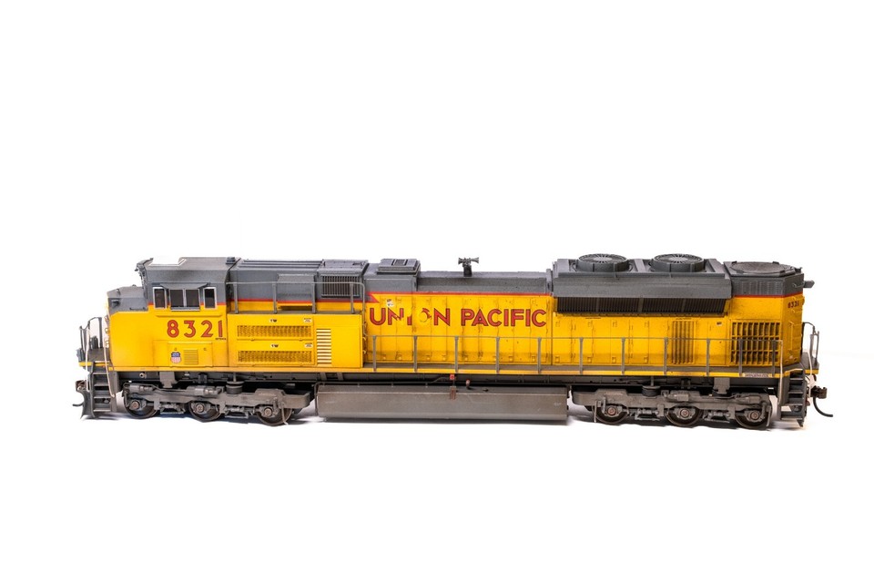 WEATHERED HO Scale Athearn Genesis SD70ace UP #8321 - DCC/SOUND | eBay