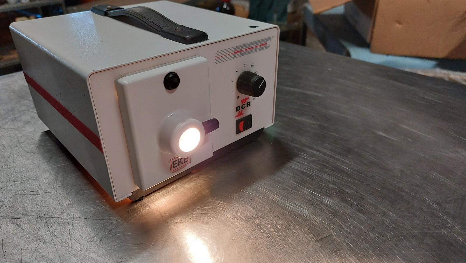 SCHOTT - Fostec 20750 DCR II Fiber Optic Light Source With Single Pipe ...