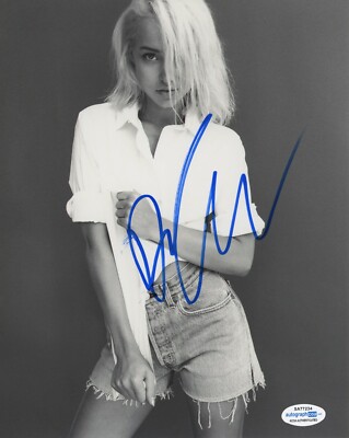 Dove Cameron Descendants Autographed Signed 8x10 Photo COA | eBay