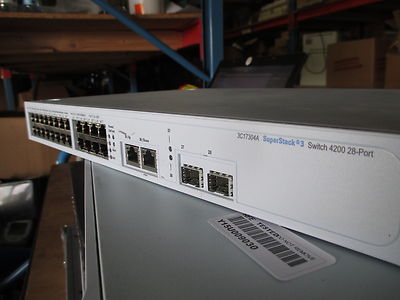 3com 3C17304A Switch 4200 28-Port 10/100 +1000 network netzwerk 2 x SFP ...
