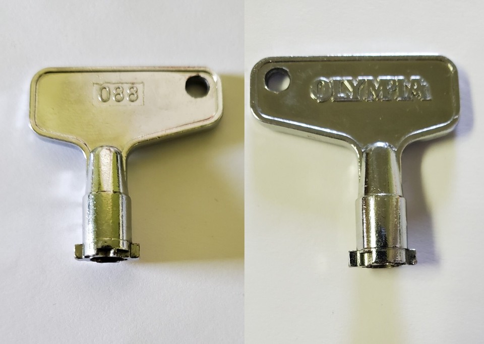 Pachislo Skill Stop Slot Machine Door Key Sammy Rodeo Aristocrat OEM ...