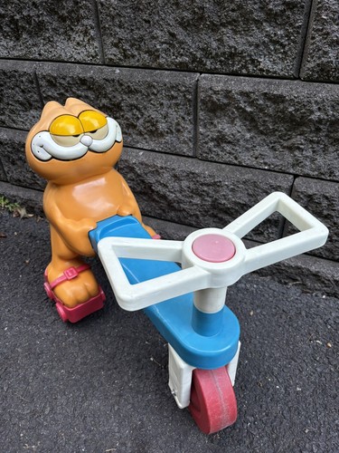 RARE GARFIELD Kids Ride On Scooter Vintage Push Toy | eBay