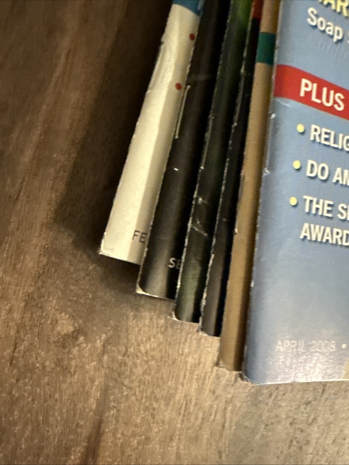 Lot 7 Writer's Digest Magazines 2008, 2009, 2012 Various-Diablo Cody ...