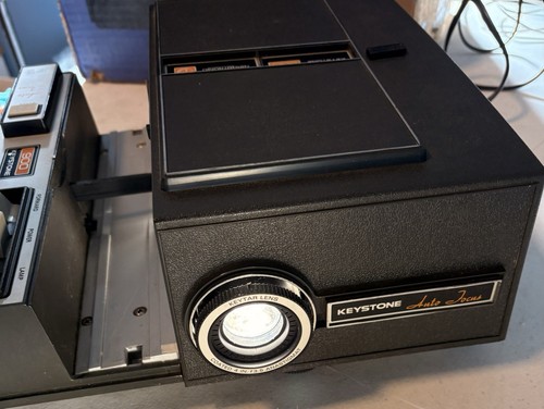 Vintage Keystone K-900 Slide Projector w/ Tray, Manual, Box - Tested ...