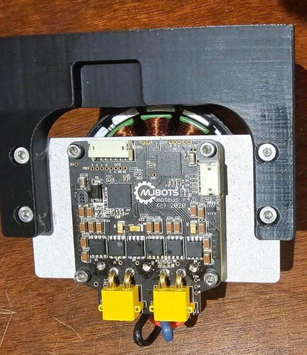 moteus developer kit. Server controller and MJ5208 Motor w desk stand ...