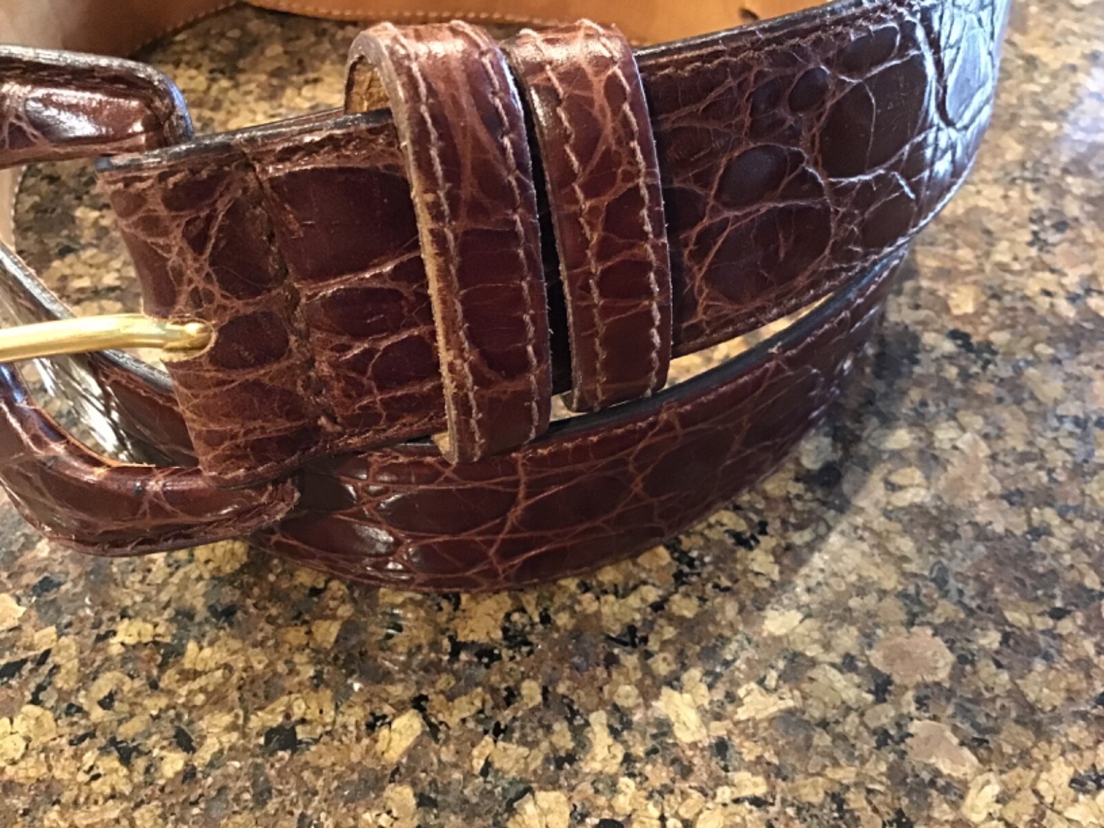Harold’s Italian Alligator Embossed Brown Leather Bel… - Gem