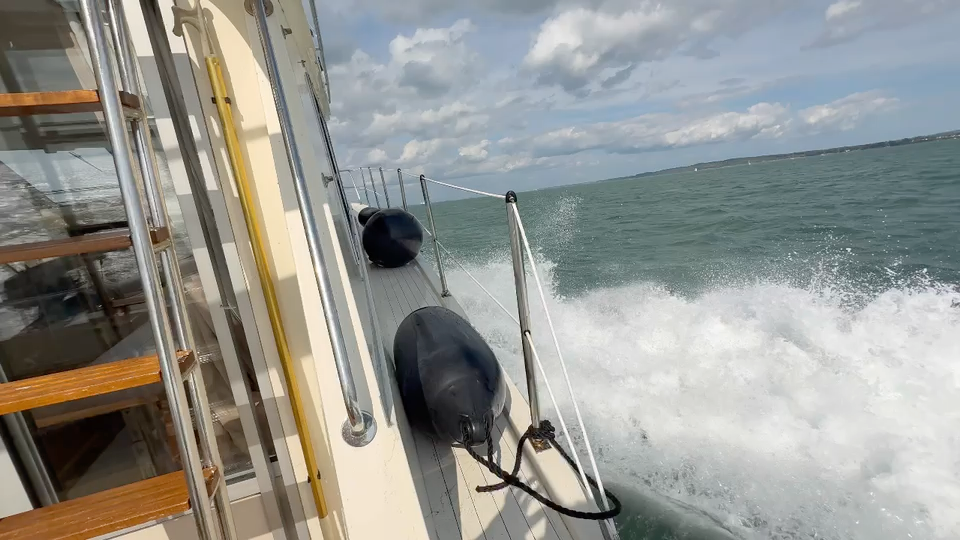 Princess 38 Flybridge Motorboat Twin Diesel Shaft, Turn Key ready to ...