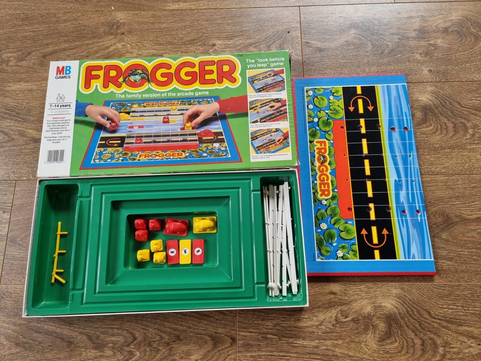 Frogger Board Game MB Games 80s Retro Vintage 100 Complete Arcade ...