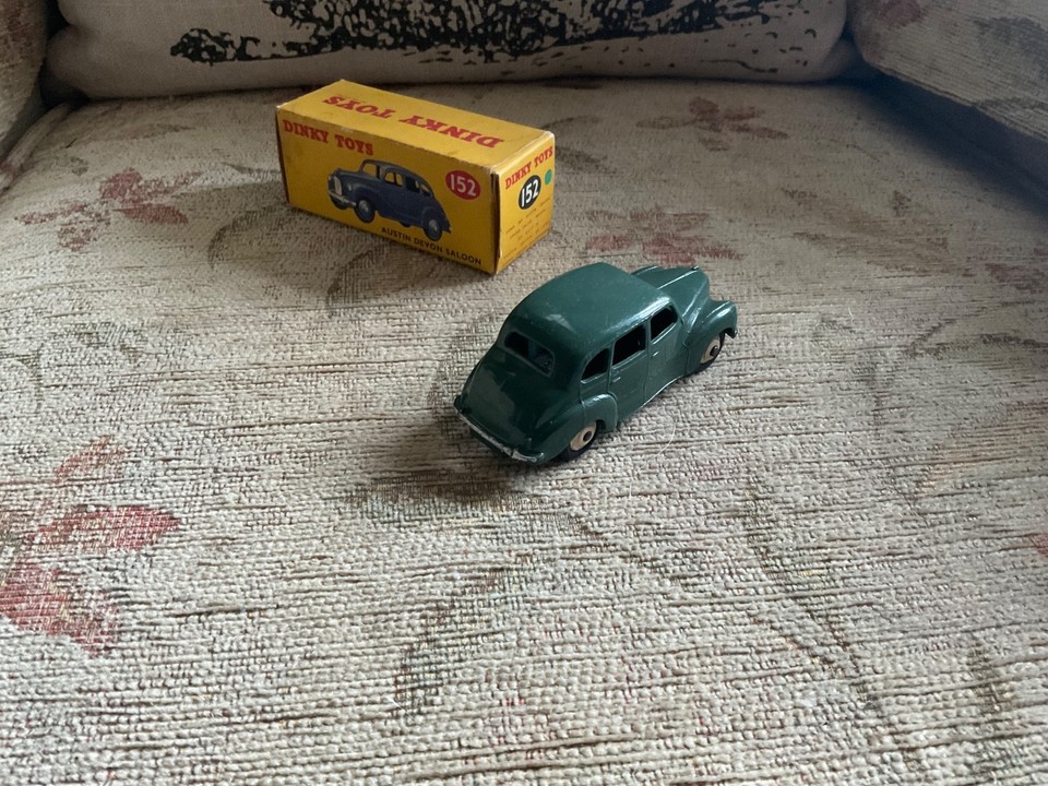 DINKY 152 AUSTIN DEVON sALOON 9.5 with good box | eBay UK