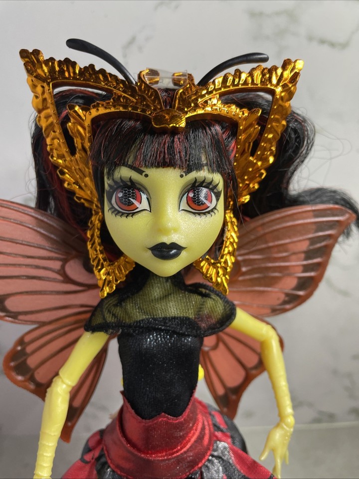 Monster High Boo York Boo York Luna Mothews Gala Ghoulfriends Doll ...