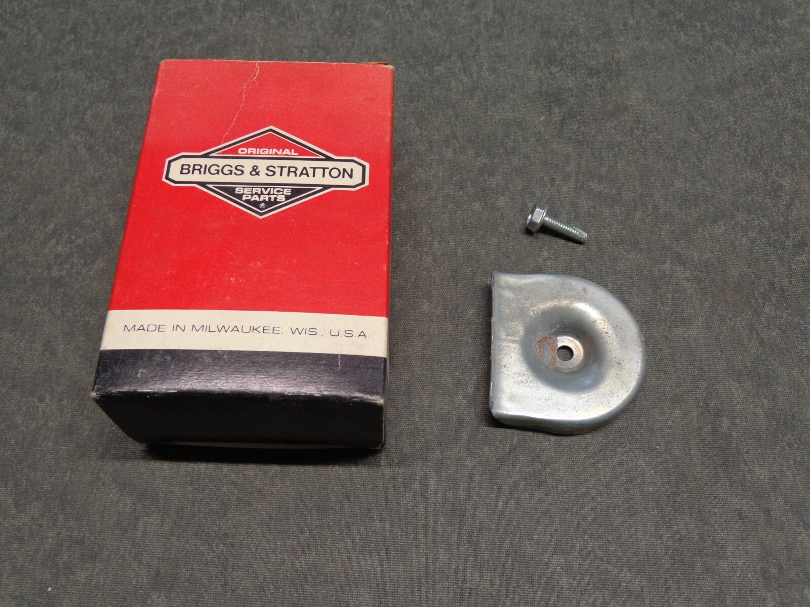 BRIGGS AND STRATTON ENGINE 393755 MUFFLER DEFLECTOR GENUINE OEM | eBay