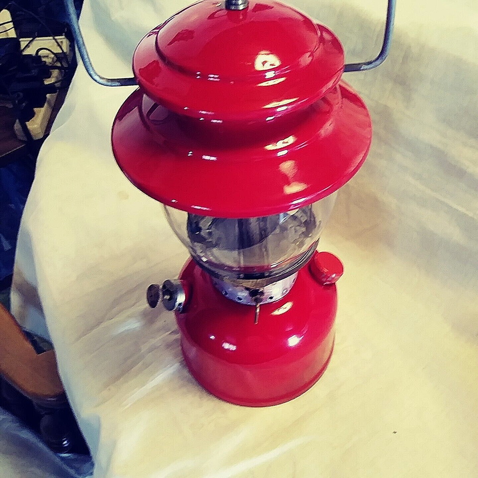 Vtg/Antique COLEMAN RED Model 200A SINGLE MANTLE LANTERN ~ 5/ 1964 (59 ...