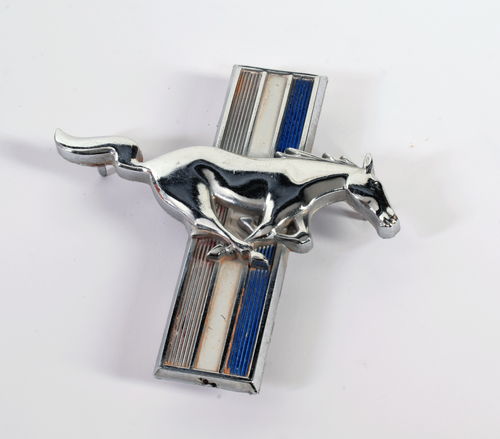 Vintage Ford Mustang 289 Car Emblem Ornament & Logo Metal Horse Badge ...