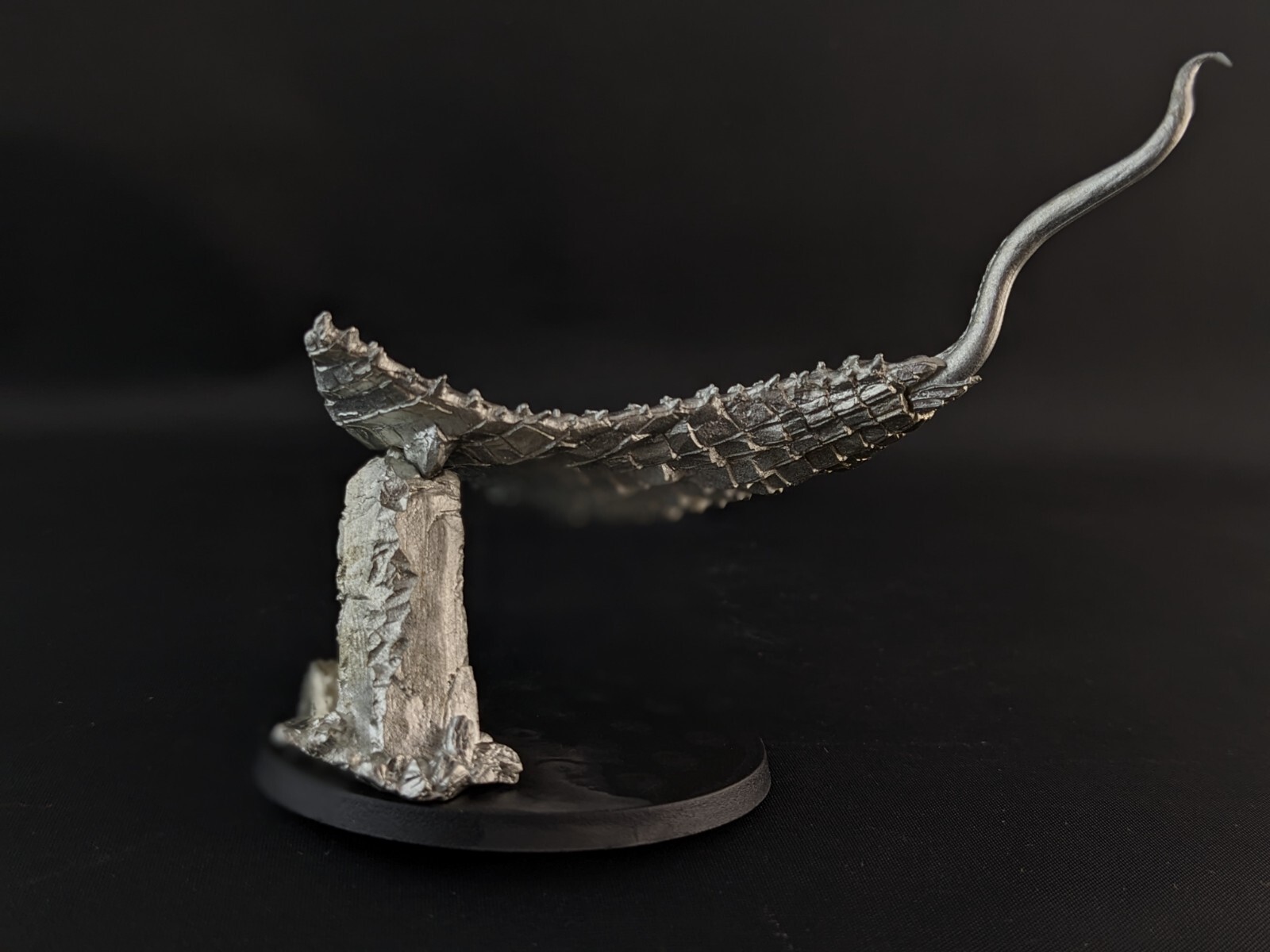 Lurker Above, large metal figure Center Stage 5th Field Fantasy ...