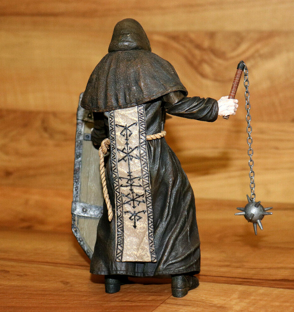 Resident evil 4 ILLUMINADOS MONKS Monk Schild Shield Action Figure ...