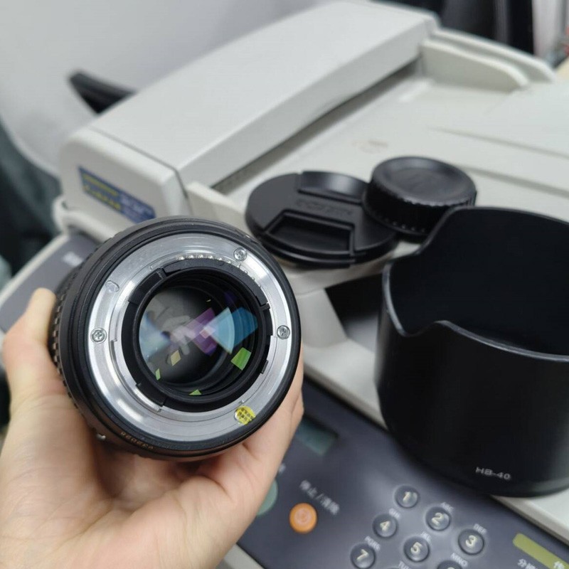 Nikon AF-S 24-70mm F/2.8 G ED Lens + Front and rear covers w/ Hood Caps ...