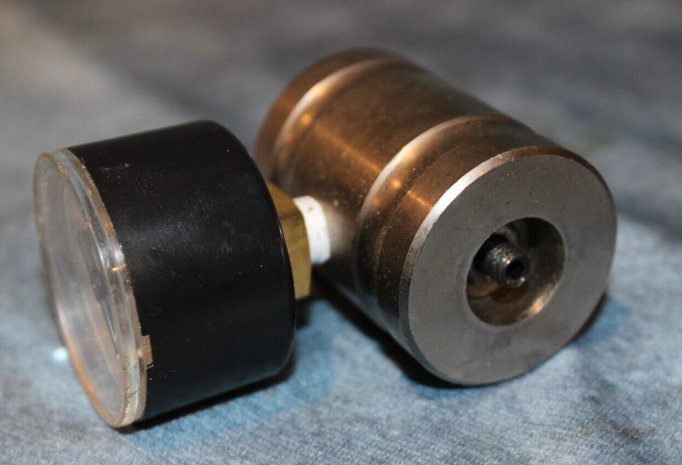 New Old Stock Dadco LC-300 90.300.00300 | eBay