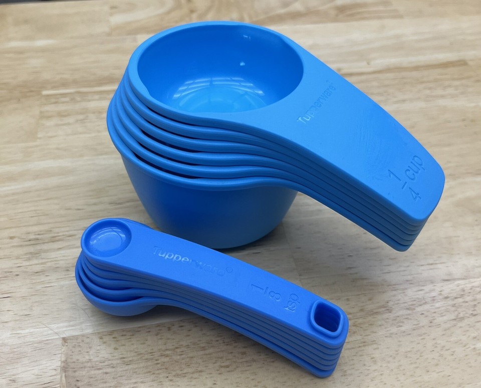Tupperware Measuring Cups & Spoons Set Nesting Scoops BLUE Baking ...