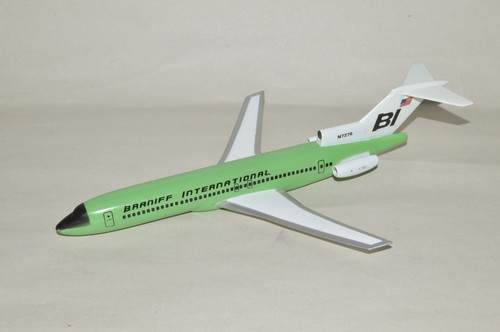 model aircraft jet airplane Braniff International Airways Boeing 727 9 ...