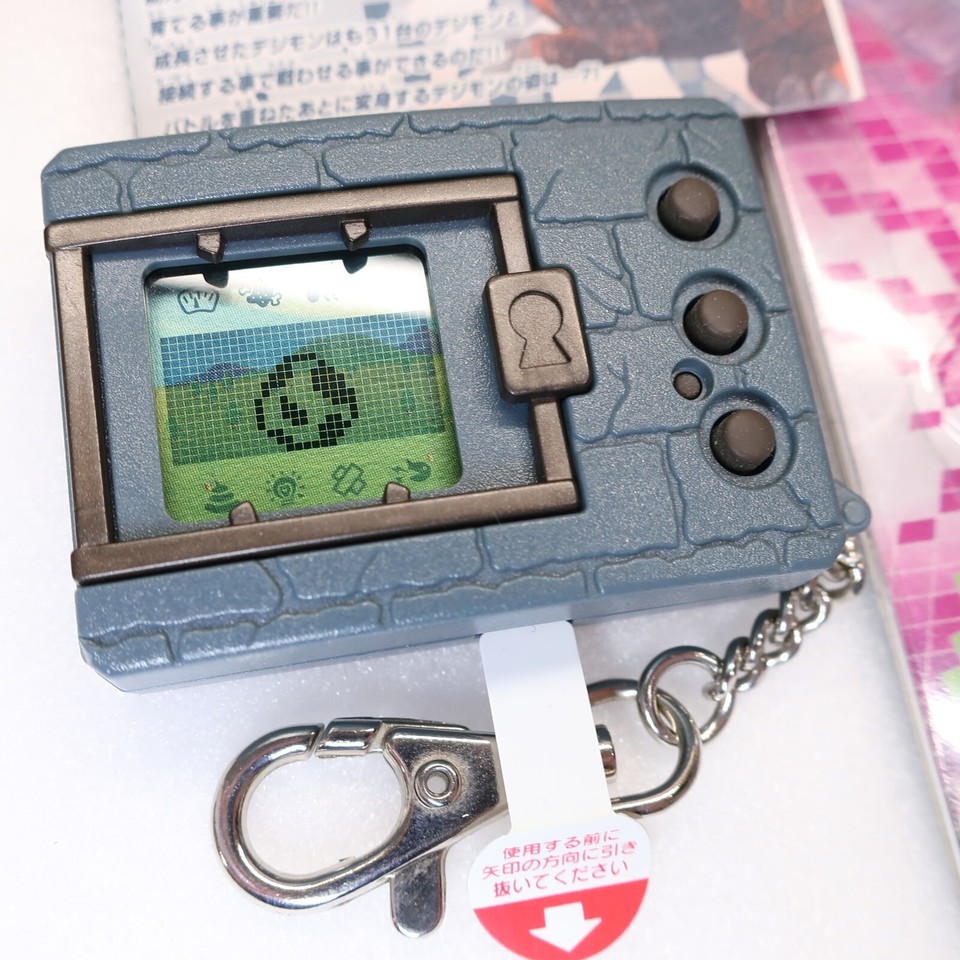 Digital Monster Digimon V1 Gray 1997 Digivice Bandai Virtual Pet In ...