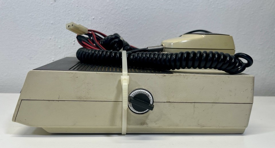 Vintage Motorola Mocat 23 Channel CB Radio Microphone Cat No 2005 ...