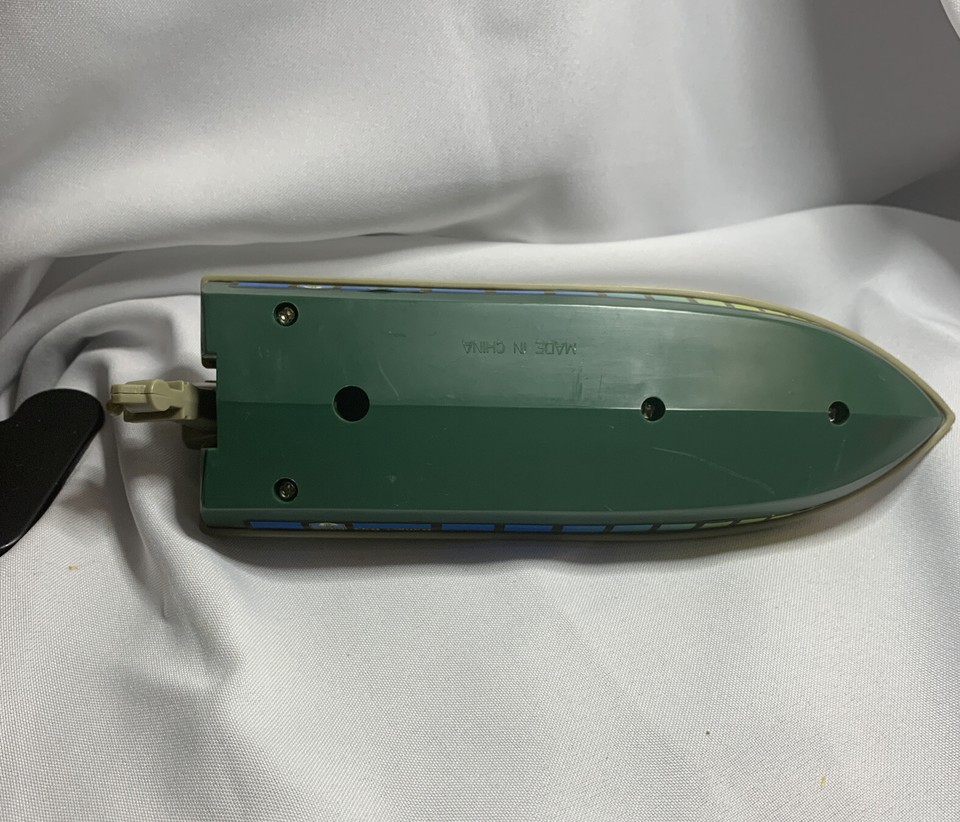 Ranger R93 Bass Gray & Blue Toy Boat 1990s Out Door Motor & 2 Seats ...