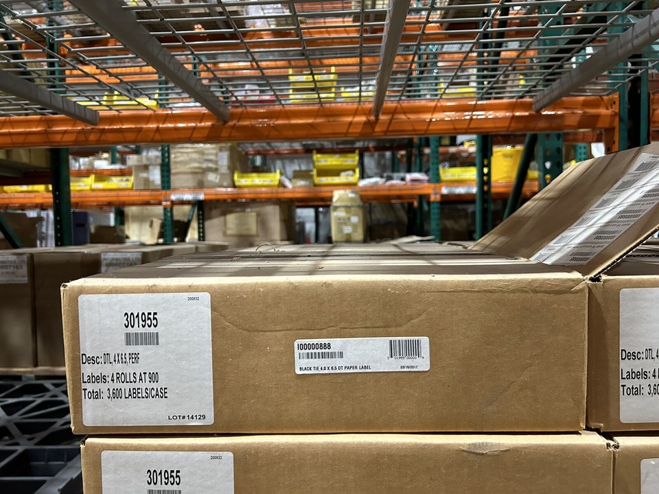 4" x 6.5" DT Paper Labels w/perf 900 labels per roll, 4 rolls per case ...