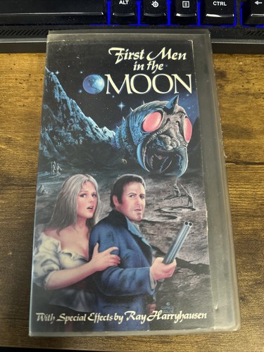 First Men In The Moon, 1964 (VHS, 1991, CUTBOX) Horror, Edward Judd ...