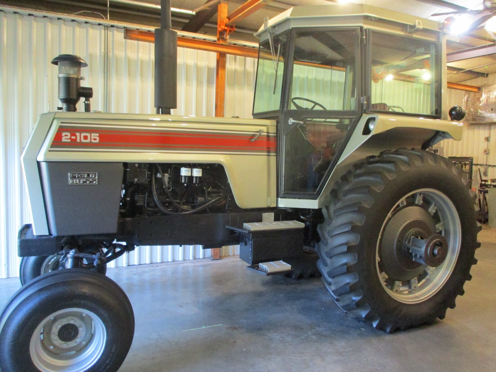 WHITE 2-105 TRACTOR - Looks Brand New - 105 HP - Low Hours - Cold A/C ...