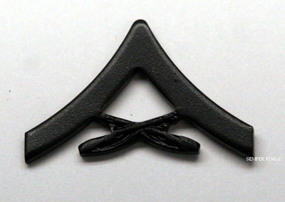 LANCE CORPORAL LCPL E-3 REGULATION BLACK CHEVRON LAPEL PIN UP MADE IN ...