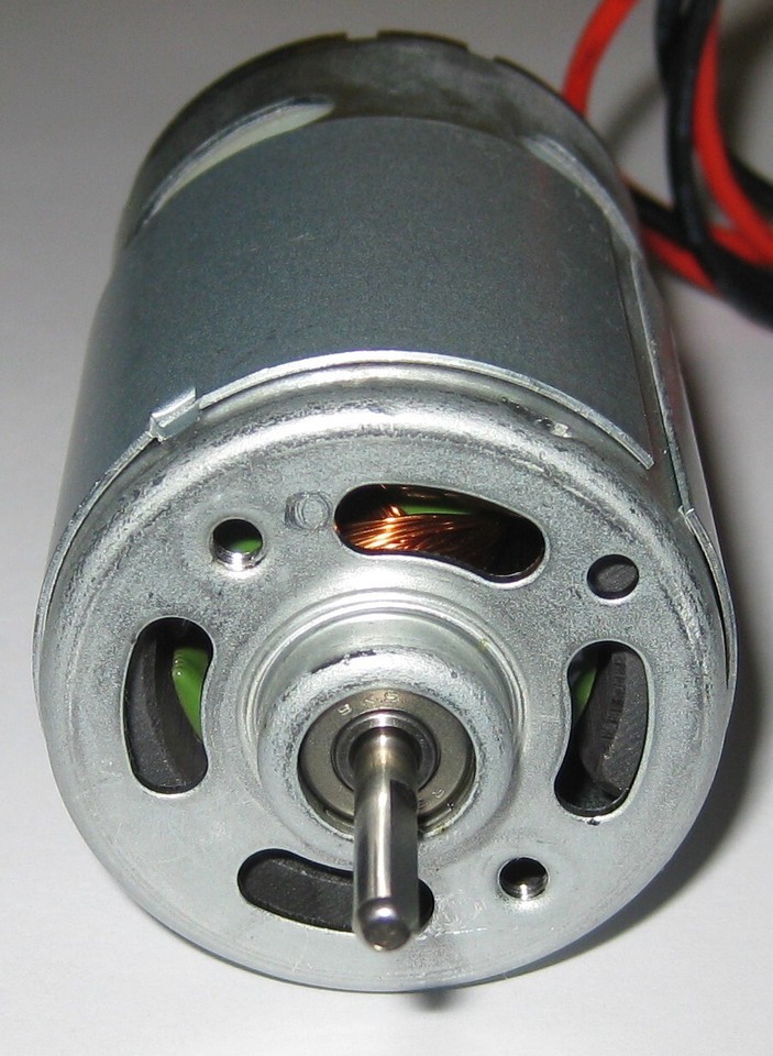 12 V - 3400 RPM - Slow Speed Electric DC Motor w/ Cable + Connector ...