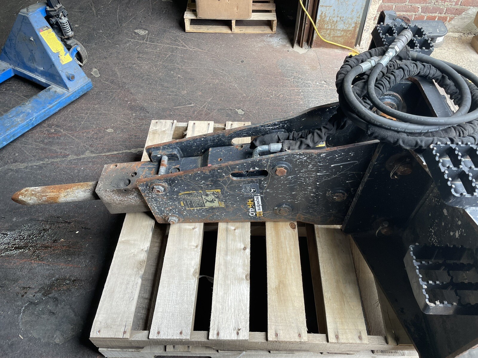 John Deere HH40C Hydraulic Hammer Worksite Pro Skid Steer Attachment ...