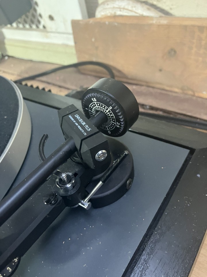 LINN AXIS Turntable with Linn Basik LVX Tonearm | eBay UK